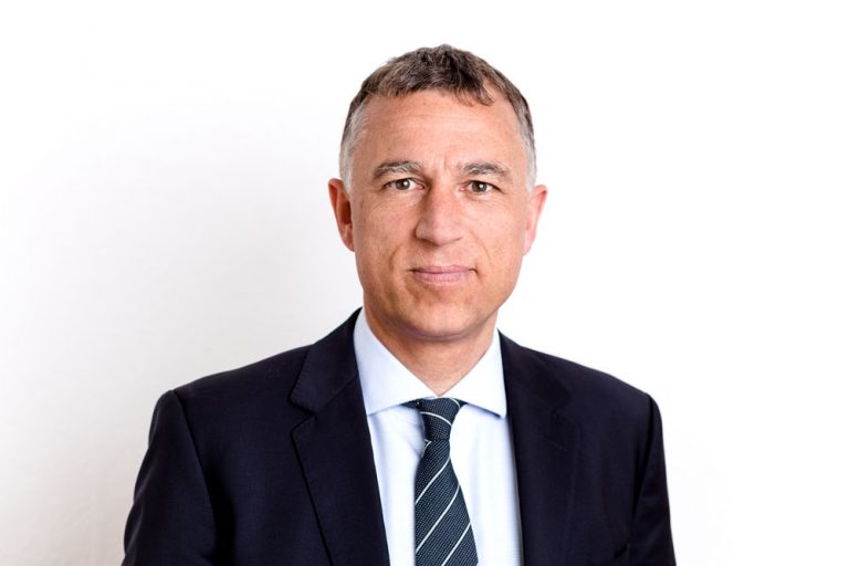 Dr. Thomas Hansen: Fachanwalt für WEG-Recht & Immobilienrecht